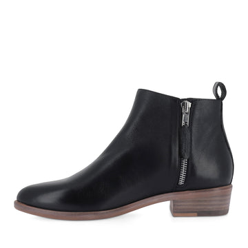 Evans Shoes | Shop the latest quality footwear brands online