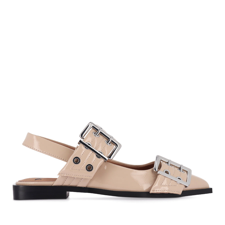 Evans Shoes | Shop the latest quality footwear brands online