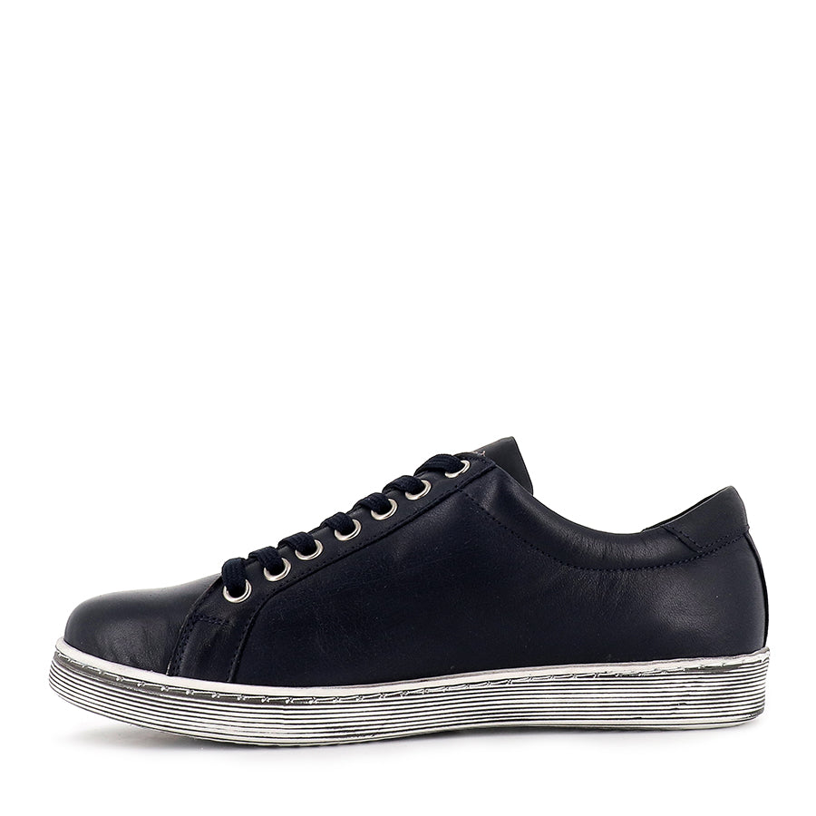 TOKEN - NAVY LEATHER – Evans Shoes